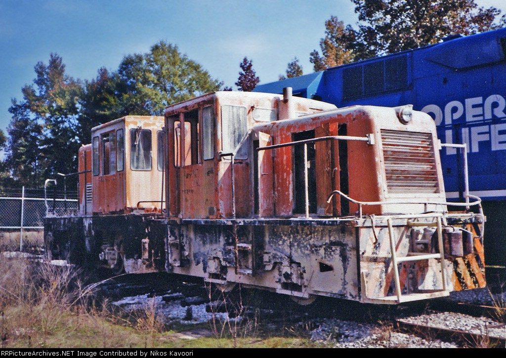 GE 25 tonners at Rail Rhodes